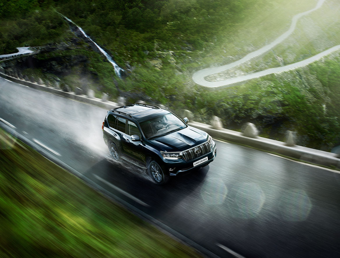 Samochody rodzinne – duże auta dla rodziny | Toyota