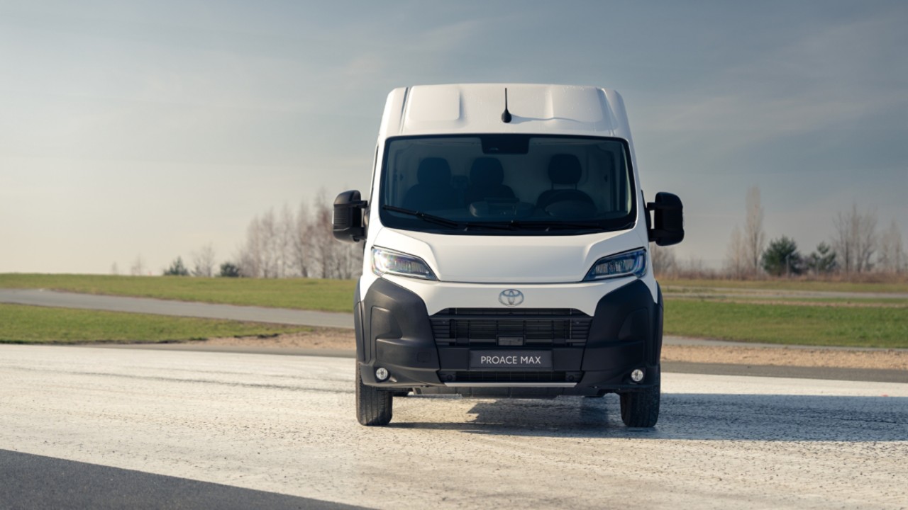 Sukces modelu PROACE MAX w przedsprzedaży | Toyota